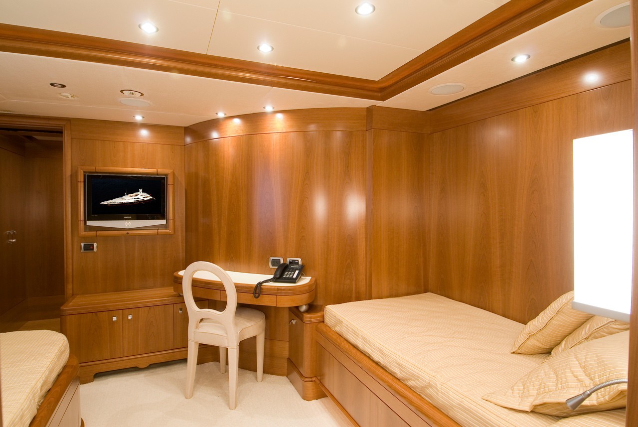 Yacht BLUE VISION, Benetti Yachts | CHARTERWORLD Luxury Superyacht Charters